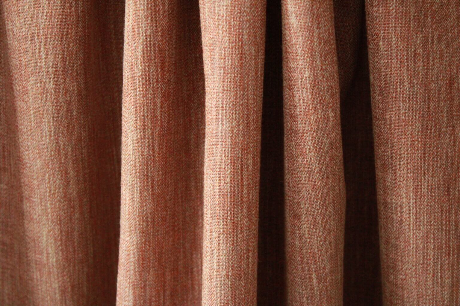 Inbetween gordijnen zen weave terra » Okika